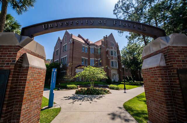 Gainesville bus stop | RedCoach