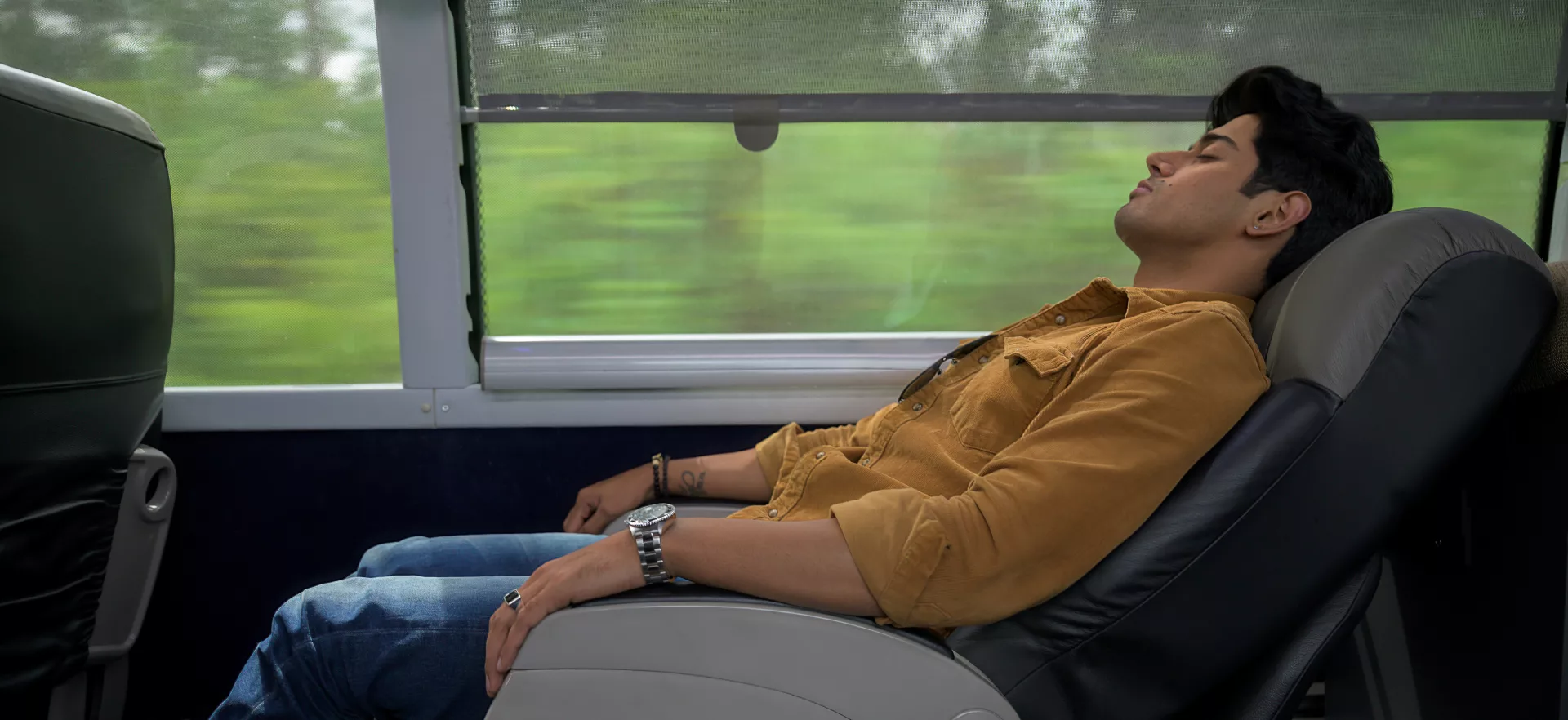 Express Bus: Miami to Orlando | RedCoach